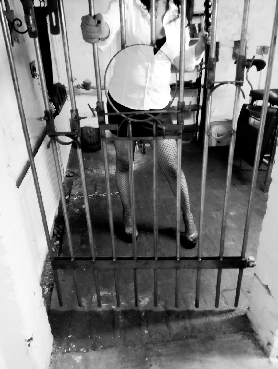 Mrs Gina – Madame Chanet